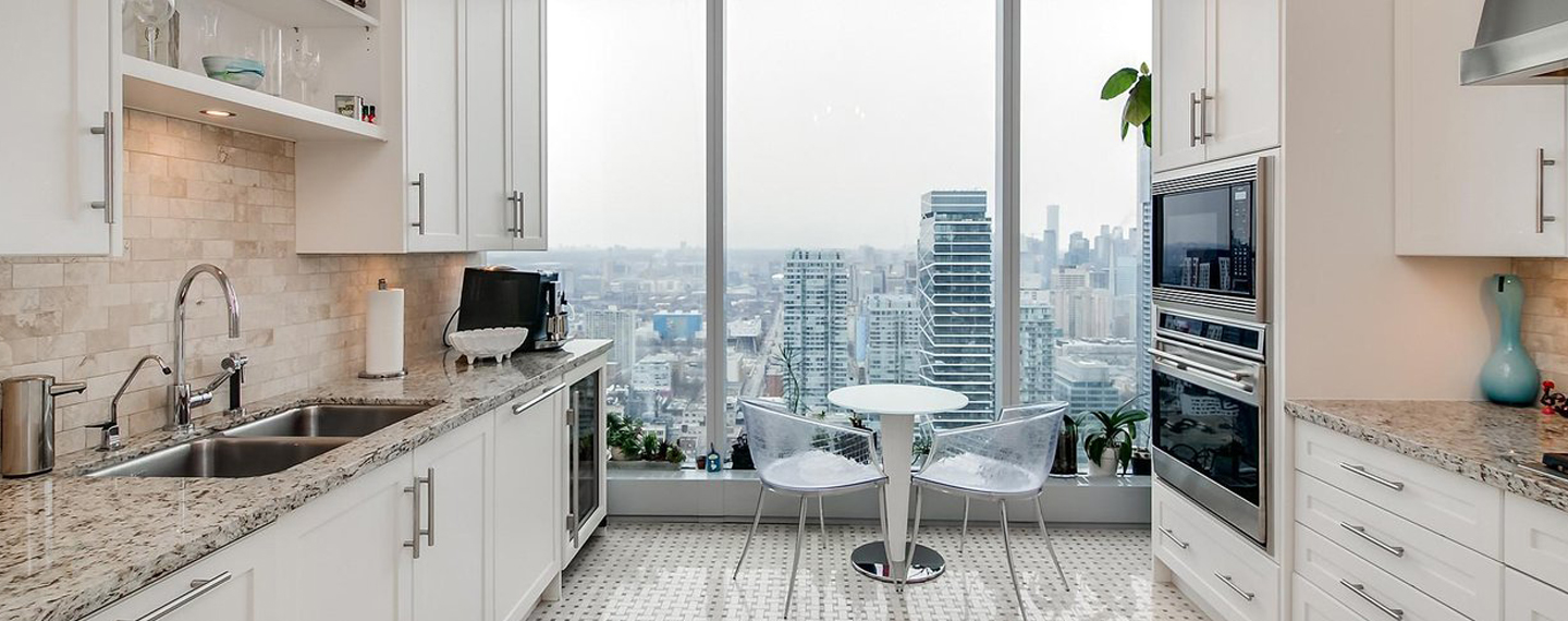 How to Downsize in Toronto’s Luxury Real Estate Market