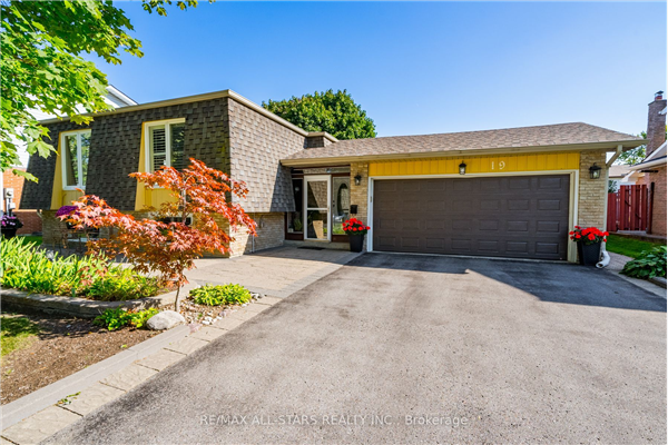Bungalows For Sale in Markham Village Neighbourhood | Markham, Ontario